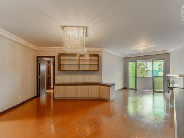 Apartamento no Edifício Baccarat, 03 Suítes, 02 Vagas, Andar Alto, Cabral, Curitiba