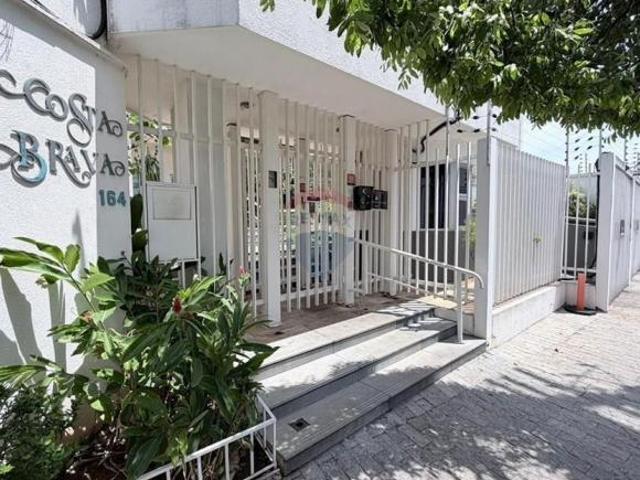 Apartamento no Edifício Costa Brava na Região da Praça Popular, com 120 metros 3 Quartos sendo uma S