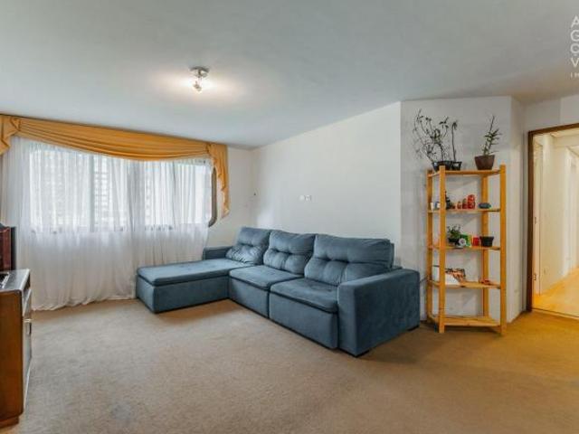 Apartamento no Edifício Daisy, 03 Quartos, 02 Vagas, Piso Aquecido, São Francisco, Curitiba