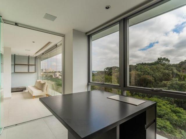 Apartamento no Edifício EOS Barigui, 03 Suítes, 03 Vagas, Andar Alto, BIgorrilho, Curitiba