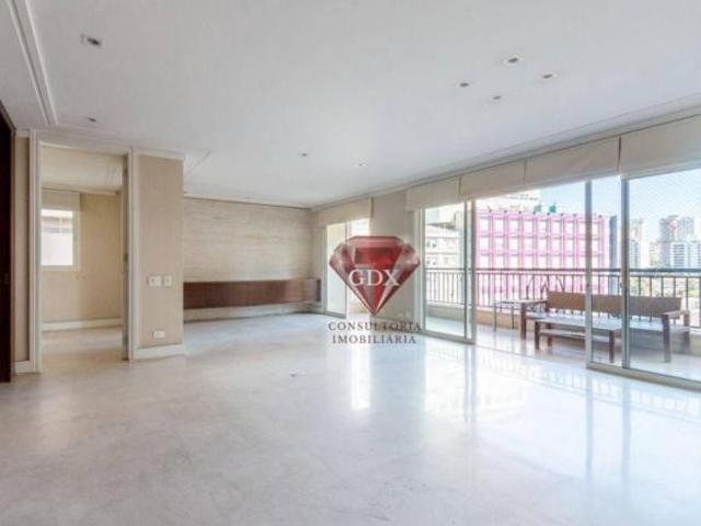 Apartamento no Edifício Forte Dei Marmi