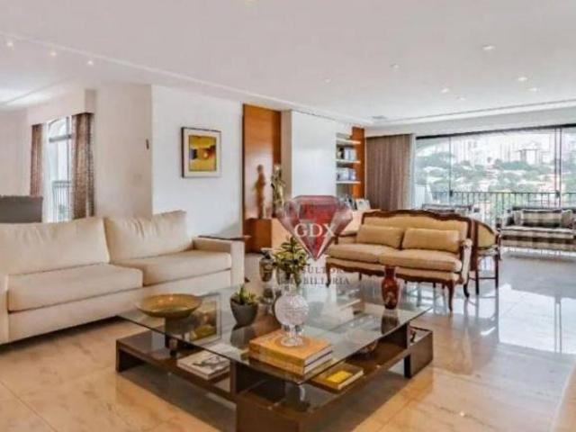 Apartamento no Edifício Itacuruça