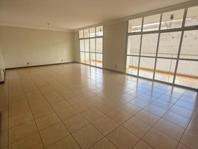 Apartamento no Edificio Itapua no Centro | Imobiliária Rosa e Rangel