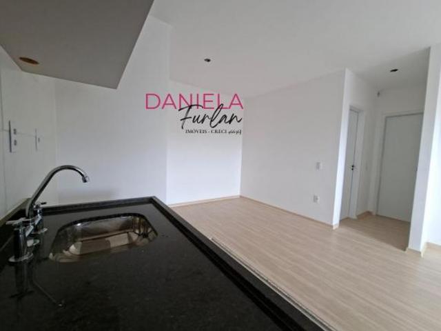 Apartamento no Edifício JR Campolim II