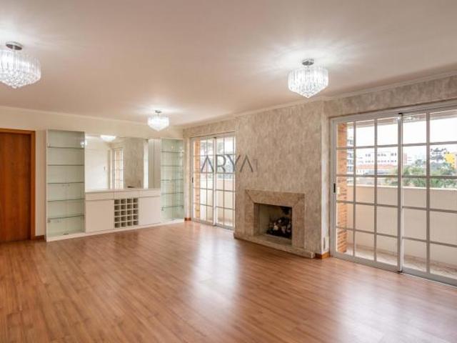 Apartamento no Edifício Kensington no Centro ARYA1