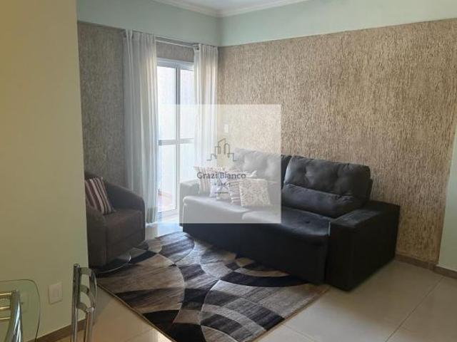 Apartamento no Edifício Leon dOro, com 3 dormitórios