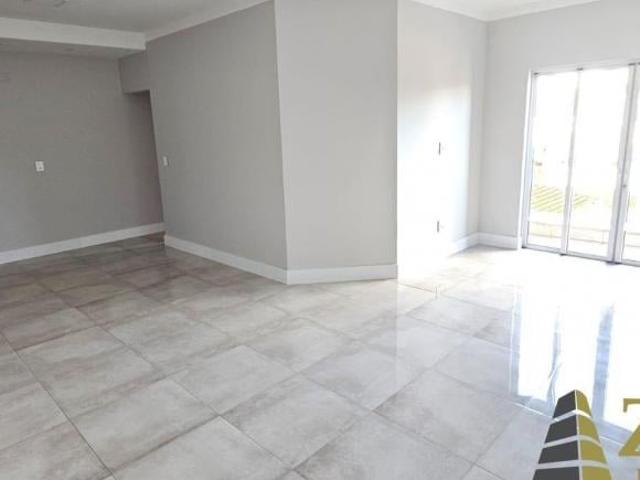 Apartamento no Edifício Pamplona