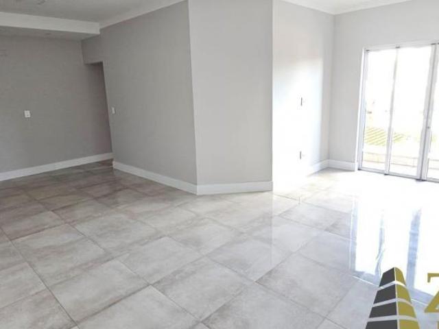 Apartamento no Edifício Pamplona