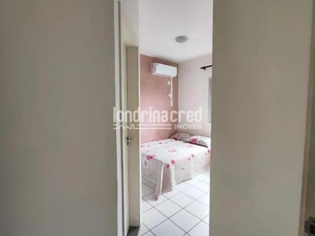Apartamento no Edifício Piazza di Roma com 3 dormitórios, sendo 1 suíte, banheiro social, 69 m² de á