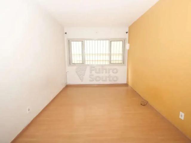 Apartamento no Edifício Residencial Cenira, próximo à Faculdade de Odontologia da UFPel