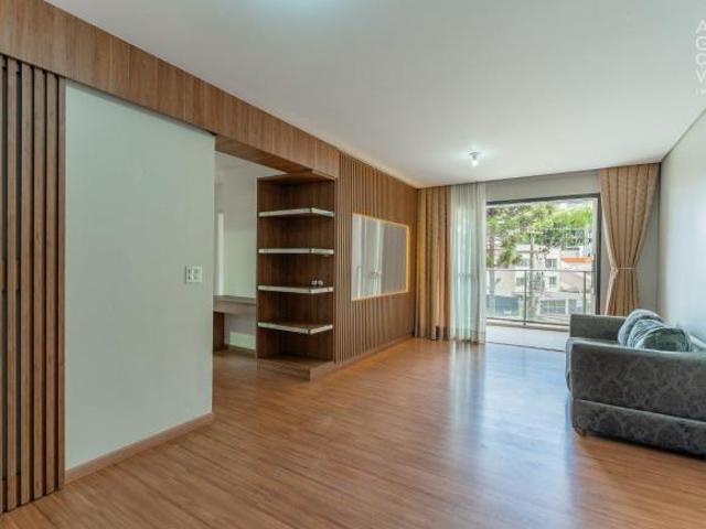 Apartamento no Edifício Savanna, 03 Quartos, 02 Vagas, Churrasqueira, Juvevê, Curitiba