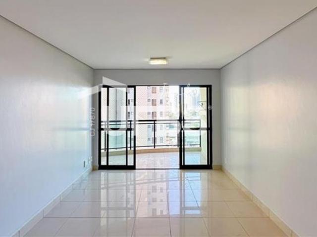 Apartamento no Edifício Sousa Andrade, com Vista Privilegiada em Goiânia!