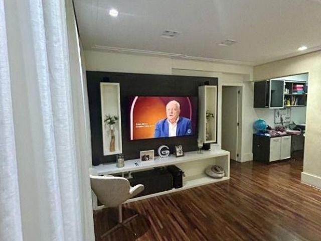 Apartamento no Edificio Splendor Blue com 3 dormitórios, 156 m² Jardim das Indústrias São José