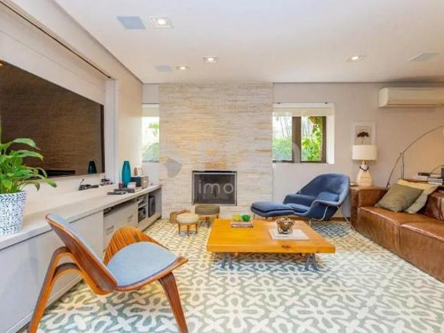 Apartamento no em Itaim Bibi com 3 quartos, sendo 3 suítes, 218m², São Paulo, SP