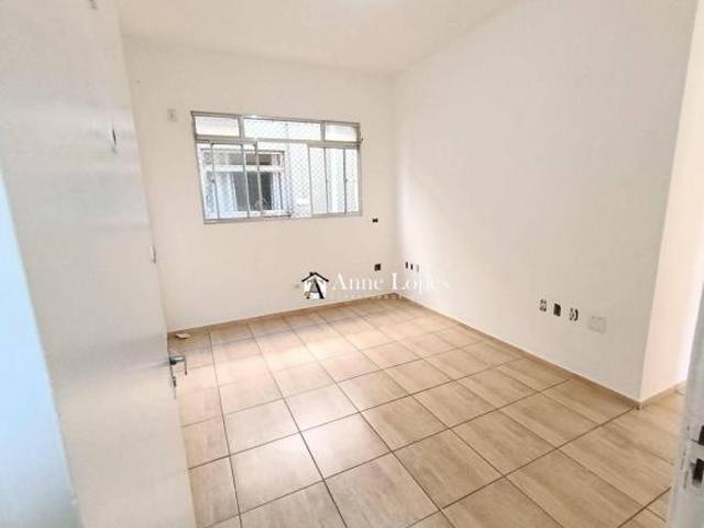 APARTAMENTO NO EMBARÉ !CONFORTO E LOCALIZAÇÃO! AQUI NA ANNE LOPES CORRETORA! NO PRIMEIRO ANDAR D