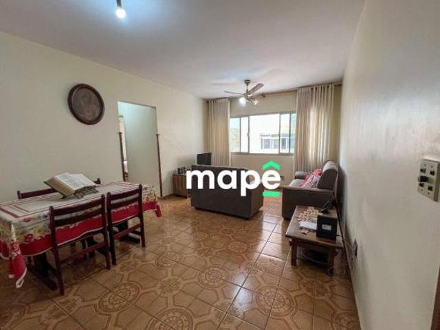 Apartamento no Gonzaga com 2 dormitórios, suíte e 1 vaga de garagem