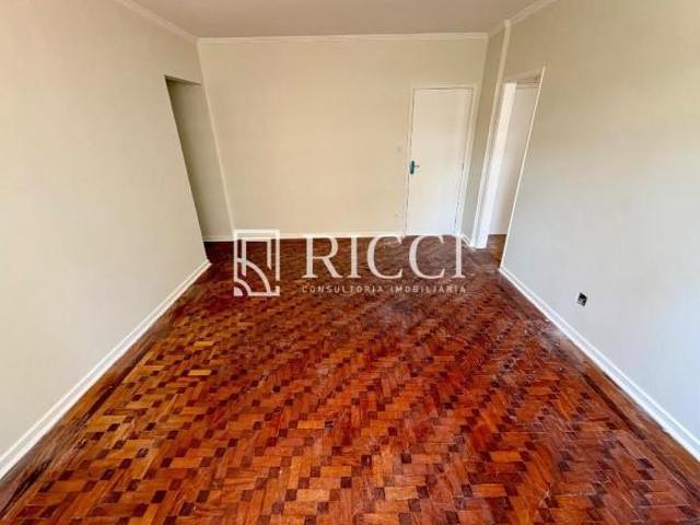 Apartamento no Gonzaga: 2 quartos, 1 sala, 2 banheiros, 1 vaga de garagem, 92,00 m² Venda ou Locaç