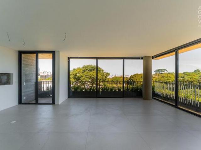 Apartamento no Gries, 03 Suítes, 03 Vagas, Em frente ao Mon, Juvevê, Curitiba