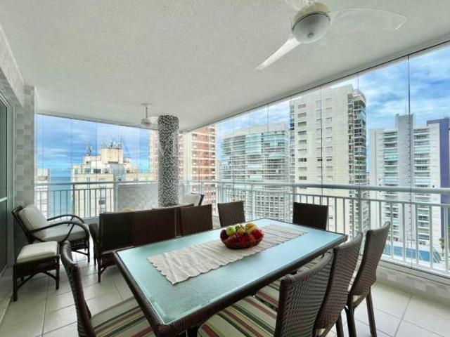 Apartamento no Guarujá, Astúrias, decorado e mobiliado