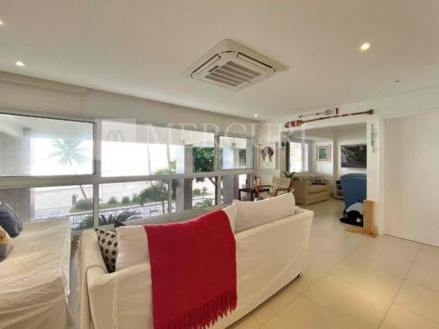 Apartamento no Guarujá, Astúrias, Vista para o Mar