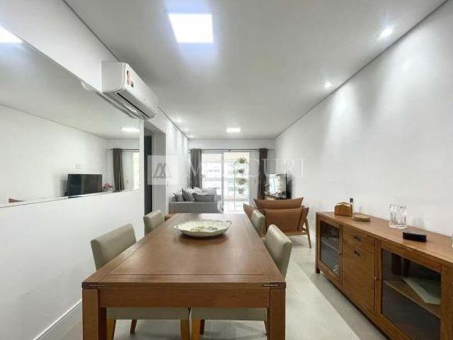 Apartamento no Guarujá Astúrias 2 Quartos, Sendo 1 Suíte, Sacada Gourmet e Decorado e Mobiliado