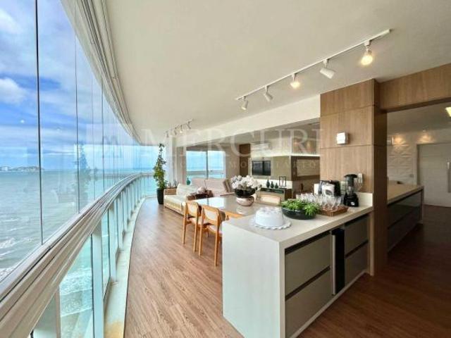 Apartamento no Guarujá, Astúrias, 3 Quartos, Sendo Suítes, Varanda Gourmet com Churrasqueira e Vista