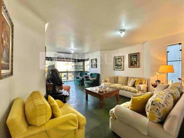 Apartamento no Guarujá, com Sacada, 3 Quartos, sendo 2 Suítes Mercuri Imóveis Imobiliária no Gua