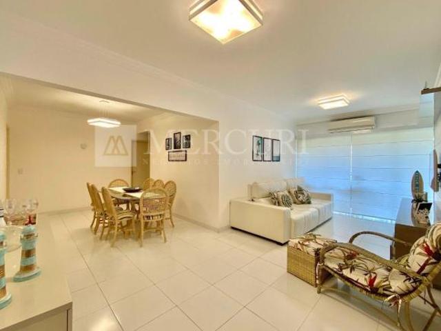 Apartamento no Guarujá, Enseada, 3 Quartos e Sala para 2 Ambientes Mercuri Imóveis Imobiliária