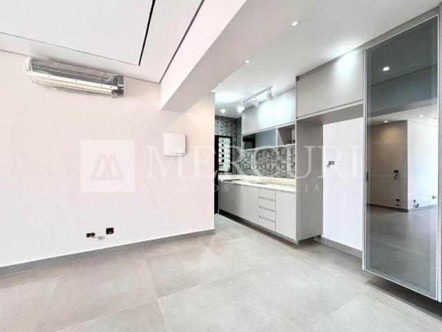 Apartamento no Guarujá, Enseada, 3 Quartos, Sala para 2 Ambientes e Sacada Mercuri Imóveis Imobi