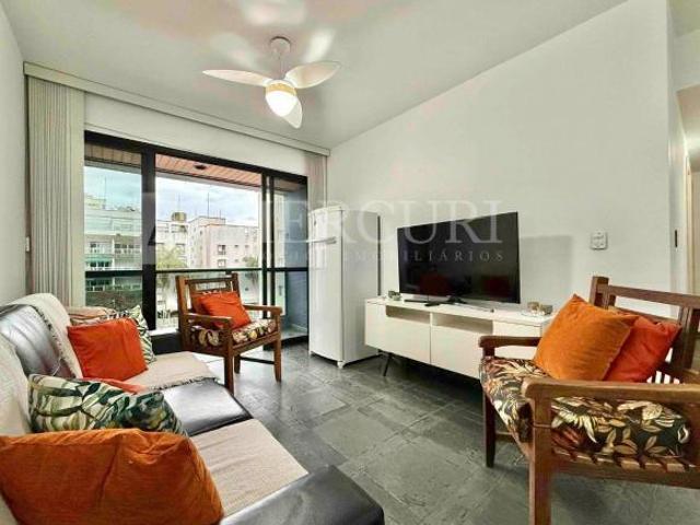 Apartamento no Guarujá, Enseada, 3 Quartos, Sala para 2 Ambientes e Sacada Mercuri Imóveis Imobi