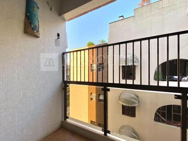 Apartamento no Guarujá, Enseada, 3 Quartos, Sala para 2 Ambientes e Sacada Mercuri Imóveis Imobi