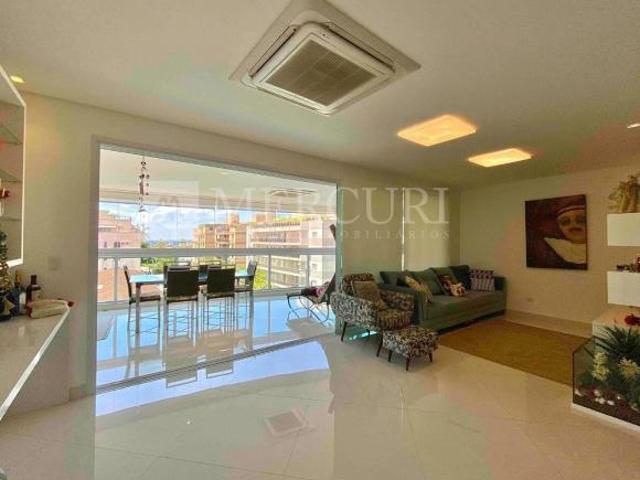Apartamento no Guarujá, Enseada, 3 Quartos, Sala para 2 Ambientes e Varanda Gourmet Mercuri Imóvei