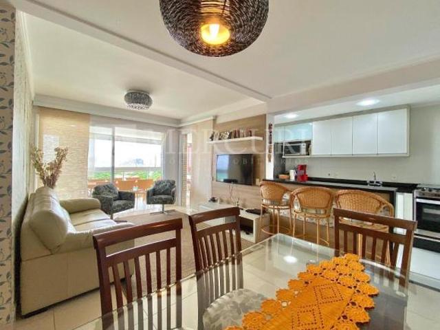 Apartamento no Guarujá, Enseada, 3 Quartos, Sala para 2 Ambientes e Varanda Gourmet Mercuri Imóveis
