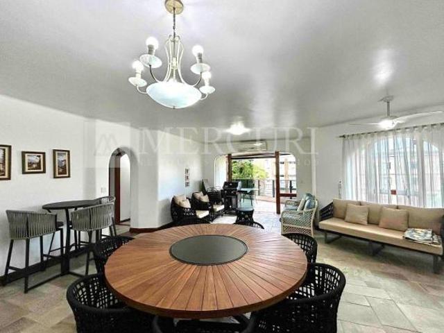 Apartamento no Guarujá, Enseada, 3 Quartos, Sala para 3 Ambientes e Sacada Mercuri Imóveis Imobi