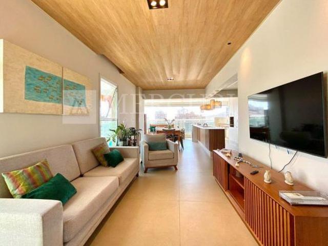 Apartamento no Guarujá, Enseada, 3 Quartos, Sendo 1 Suíte e Varanda Gourmet com Vista Mar Mercuri
