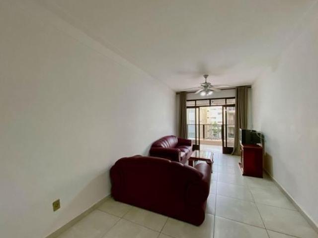 Apartamento no Guarujá, Enseada, 3 Quartos, Sendo 1 Suíte e Sacada Mercuri Imóveis Imobiliária n