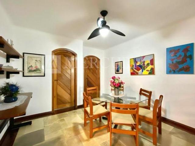 Apartamento no Guarujá, Enseada, 3 Quartos, Sendo 1 Suíte e Sacada Mercuri Imóveis Imobiliária n