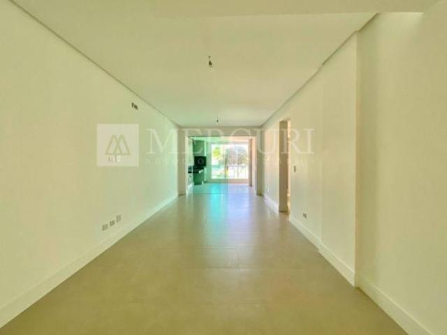 Apartamento no Guarujá, Enseada, 3 Quartos Sendo 1 Suítes, Sala para 2 Ambientes e Varanda Goumert