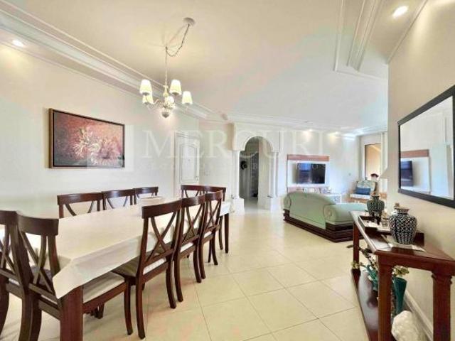Apartamento no Guarujá, Enseada, 3 Quartos, 3 Suítes e Sacada com Vista para o Mar Mercuri Imóveis