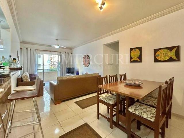 Apartamento no Guarujá, Enseada, 2 Quatos, Sendo 1 Suíte e Sacada Mercuri Imóveis Imobiliária no