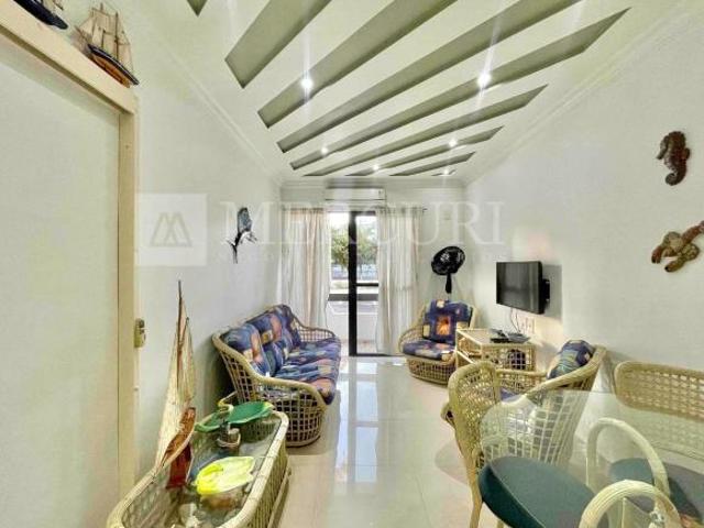 Apartamento no Guarujá, Enseada, 2 Quartos, Prédio com Lazer Mercuri Imóveis Guarujá
