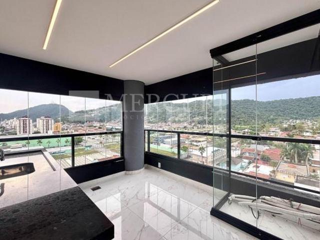 Apartamento no Guarujá, Enseada, 2 Quartos, Prédio com Lazer Mercuri Imóveis Imobiliária no Guar