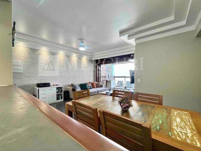 Apartamento no Guarujá, Enseada, 2 Quartos, Sala para 2 Ambientes e Sacada Mercuri Imóveis Imobi