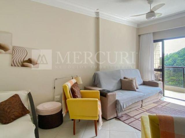Apartamento no Guarujá, Enseada, 2 Quartos, Sala para 2 Ambientes e Varanda com Vista para o Mar M