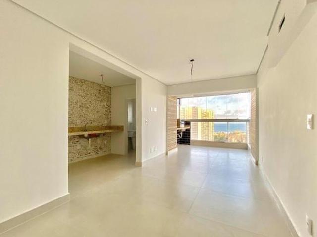 Apartamento no Guarujá, Enseada, 2 Quartos, Sala para 2 Ambientes e Varanda Gourmet Mercuri Imóvei