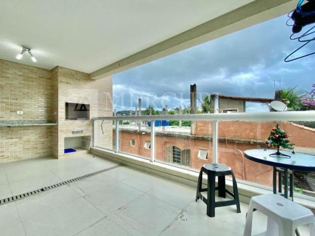 Apartamento no Guarujá, Enseada, 2 Quartos, Sala para 2 Ambientes e Varanda Gourmet Mercuri Imóvei