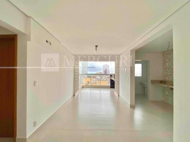 Apartamento no Guarujá, Enseada, 2 Quartos, Sendo 1 Suíte e Varanda Gourmet Mercuri Imóveis Imob