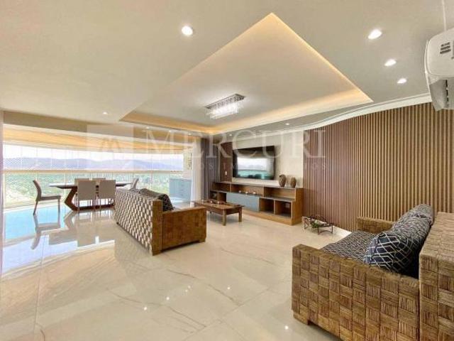 Apartamento no Guarujá, Enseada, 4 Quartos, Sendo Suítes e Varanda com Vista para o Mar Mercuri Im
