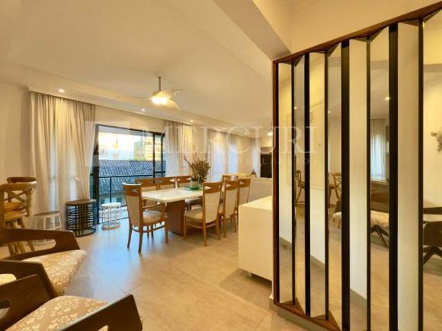 Apartamento no Guarujá, Enseada, 4 Quartos, Sendo 2 Suítes e Prédio com Lazer Mercuri Imóveis I