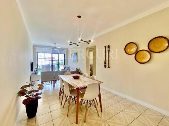 Apartamento no Guarujá, Enseada, com Sacada, 3 Quartos Mercuri Imóveis Imobiliária no Guarujá